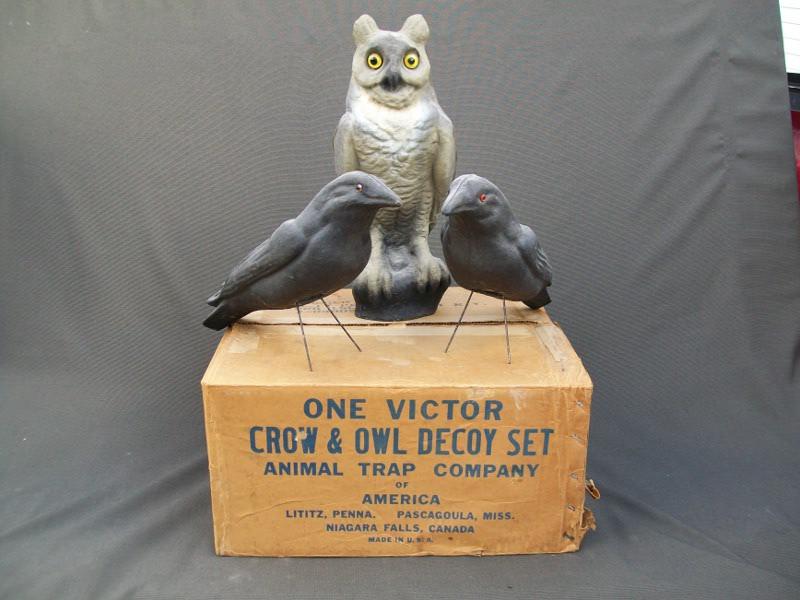 Victor Crow and Owl Decoy Set in Original Box - Muddy Water Decoys