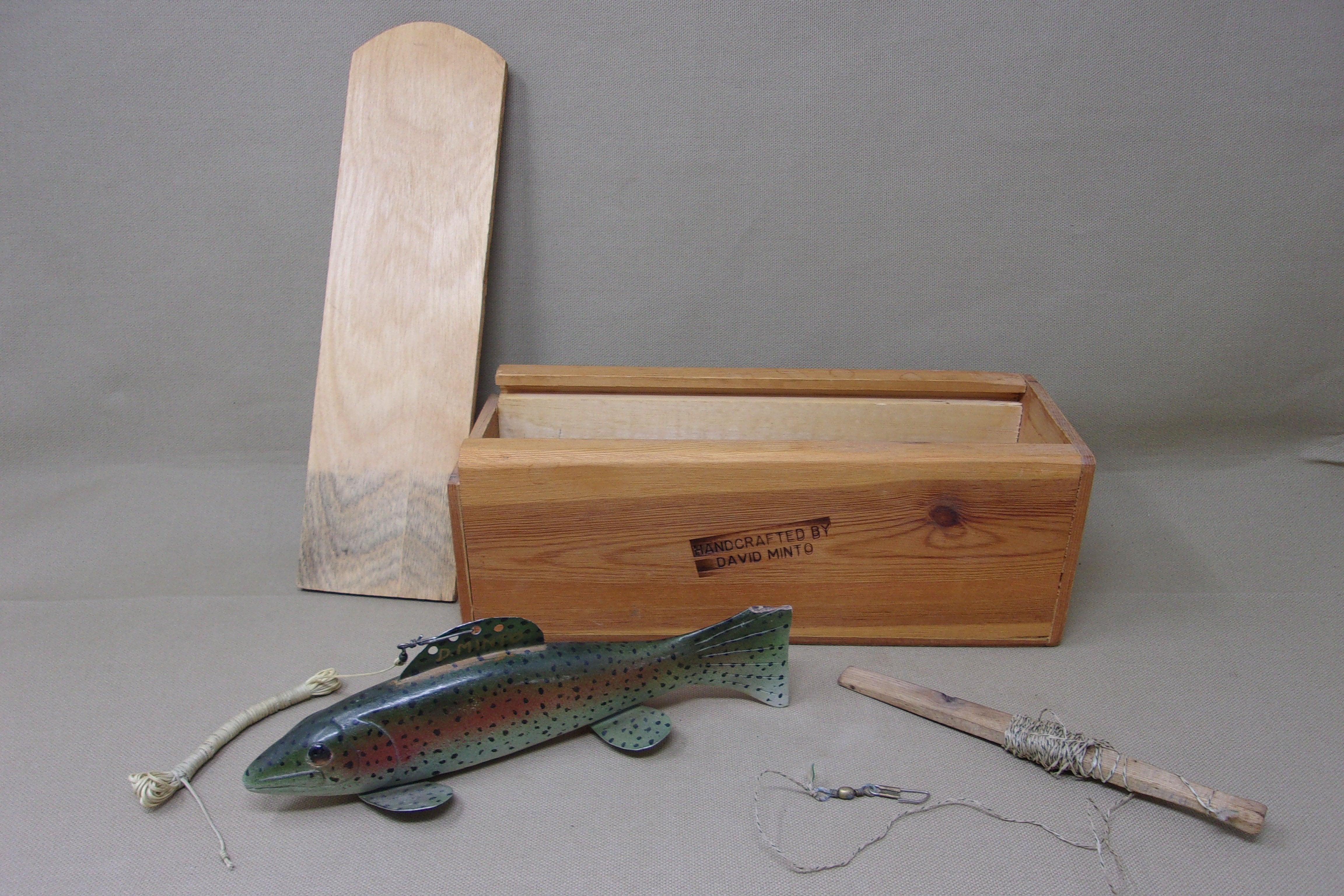 David Minto Trout Spear Fishing Decoy & Original Box (#3995I) - Muddy ...